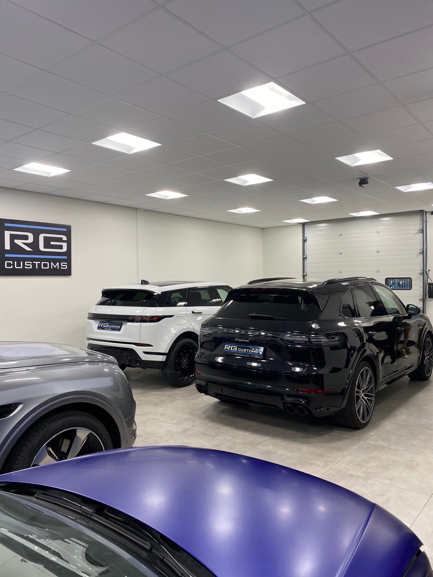 RG Customs info@rgcustoms.nl +31620624963 – Be Unique!!